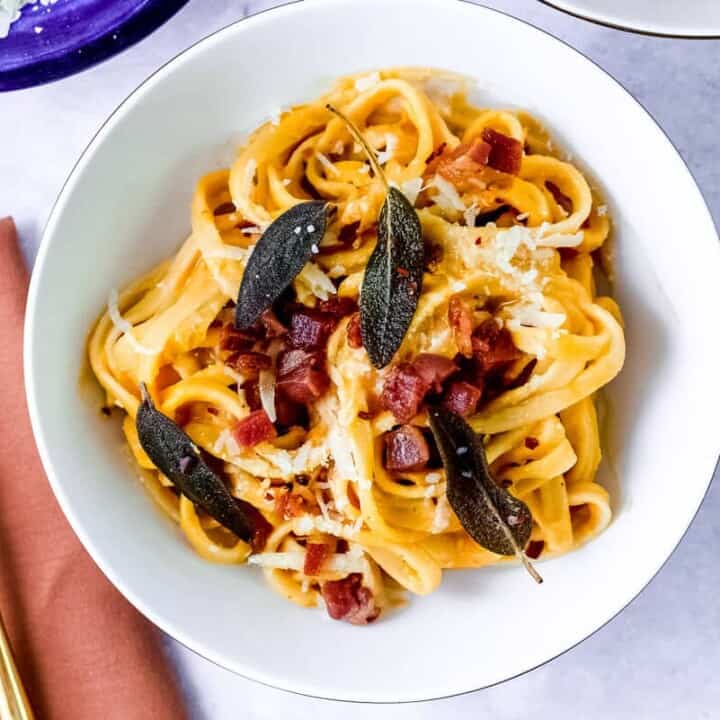 Easy Halloumi Pasta with Cherry Tomatoes - The Little Ferraro Kitchen