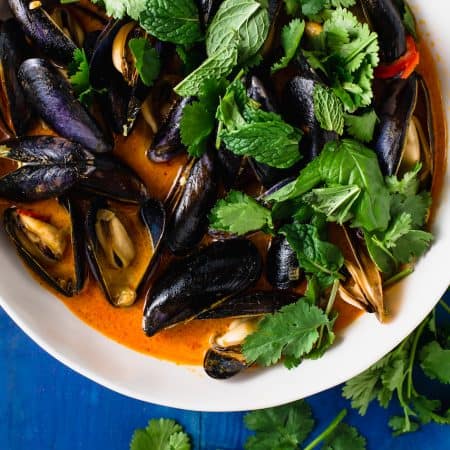 Coconut Curry Mussels - The Little Ferraro Kitchen