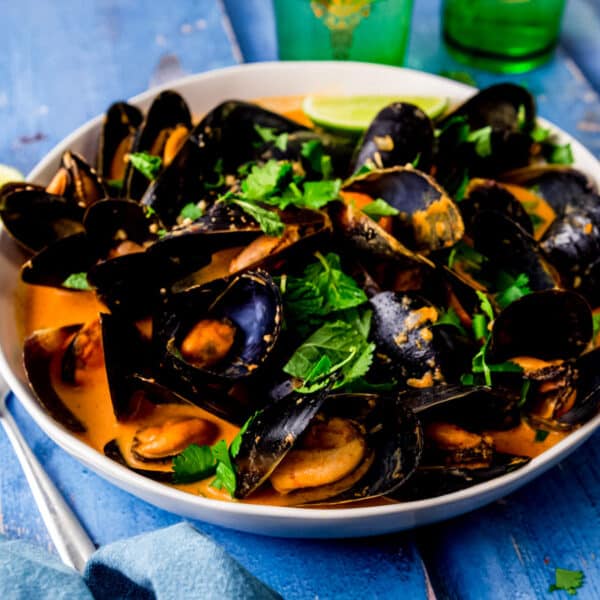 Thai Coconut Curry Mussels - The Little Ferraro Kitchen