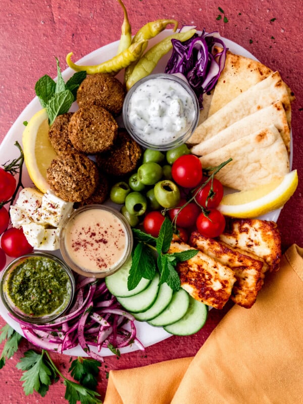 Vegetarian Falafel Platter (Ultimate Mezze Spread!) - The Little ...