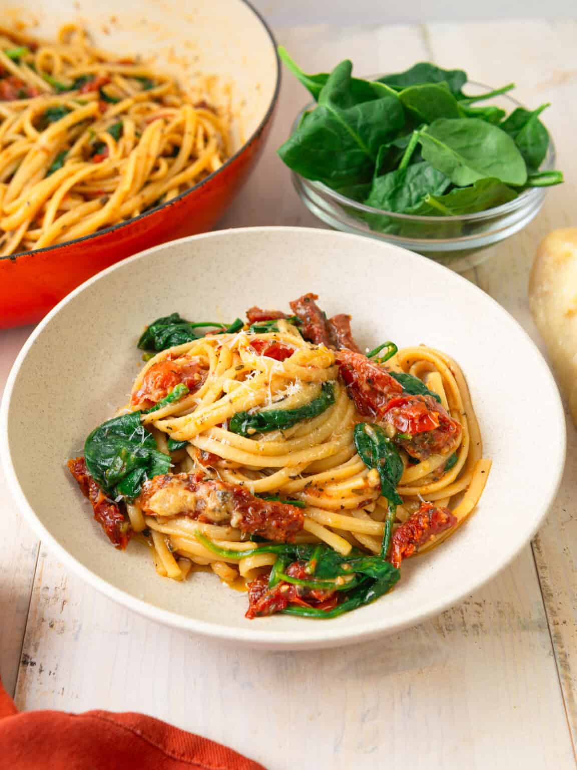 Easy One Pot Pasta with Spinach and Tomatoes - The Little Ferraro Kitchen